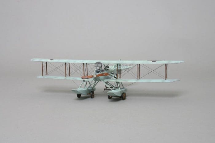 WOW125 - Friedrichshafen 'Blue' | Tom Gunn Miniatures
