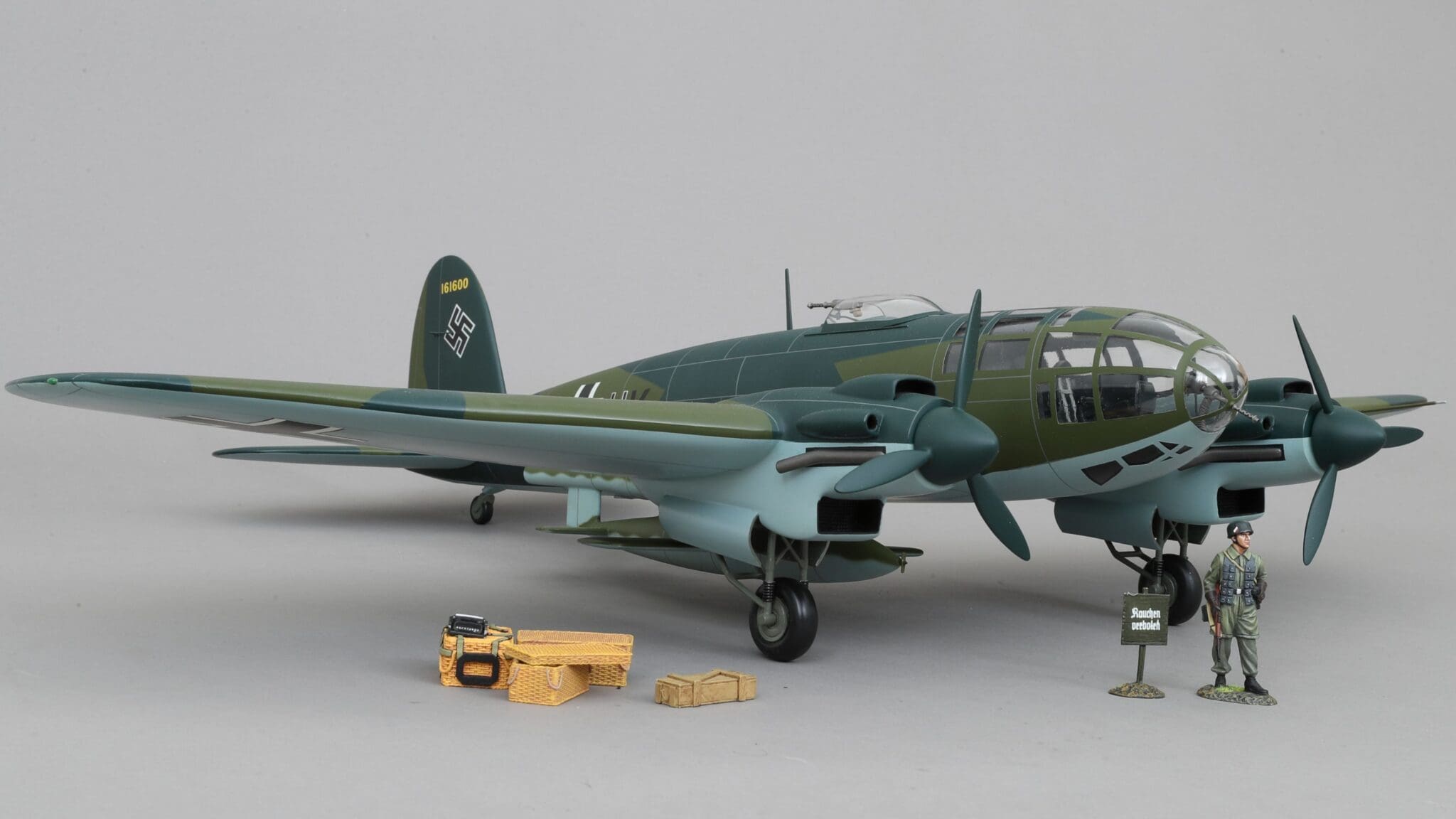 WOW556 Heinkle He.111 with V1 Missile | Tom Gunn Miniatures